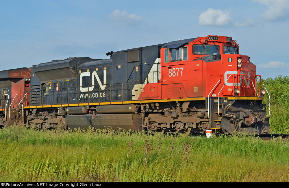 CN 8877